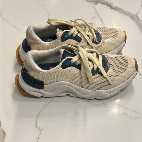 Sorel | Shoes | Sorel Cream And Blue Sneakers With Modern Comfort ...